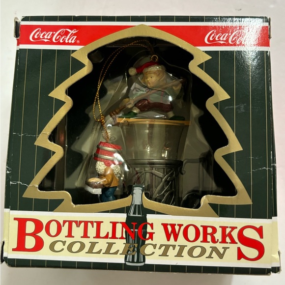 Coca Cola | Holiday | Coca Cola Bottling Works Coll2 Elves On Glass ...